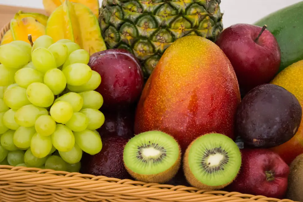 6 Healthy Fruits | Nutrition and Benefits - Ema Nutrition